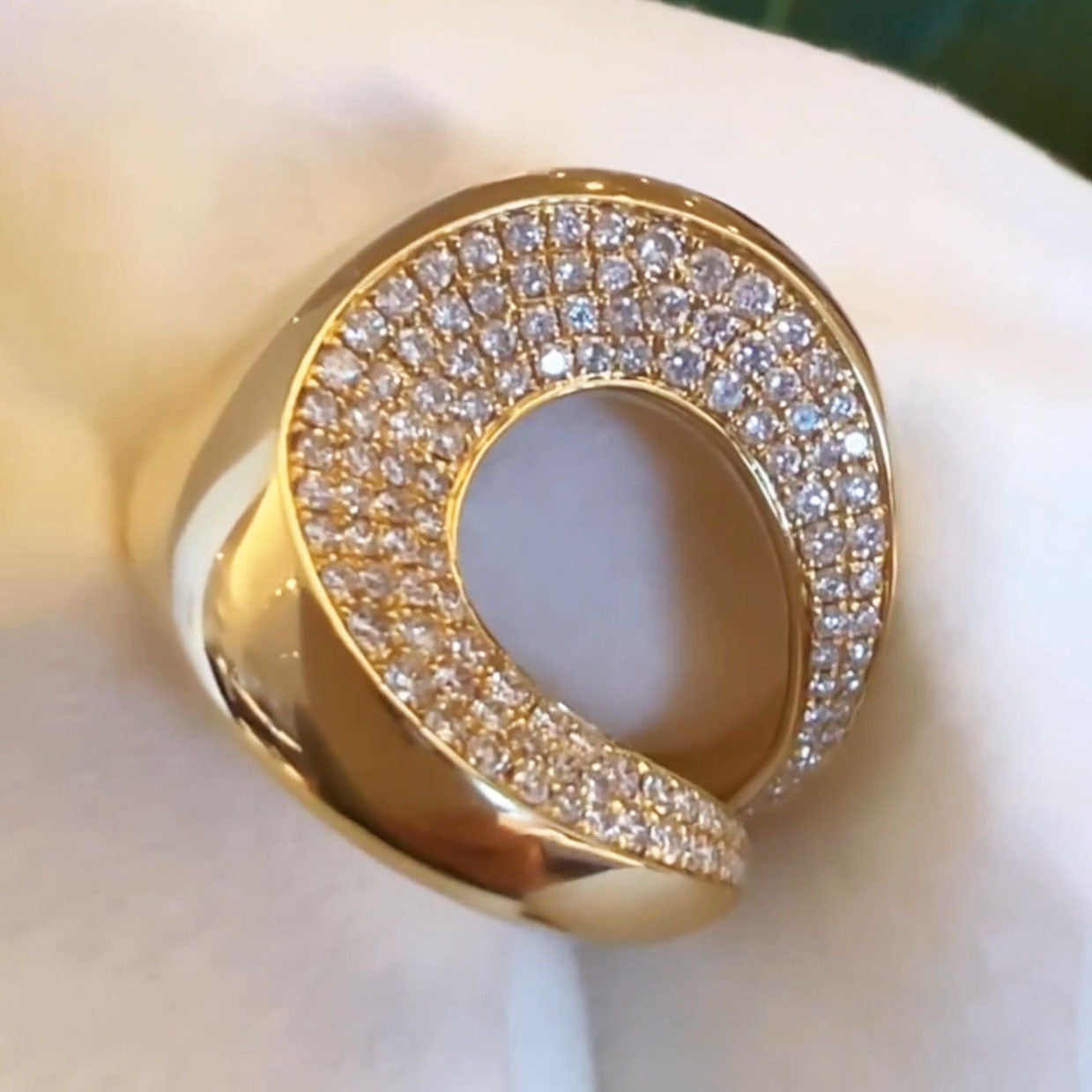 Gilded Ring 1.3Ctw Vintage Art Ring-JOSHINY